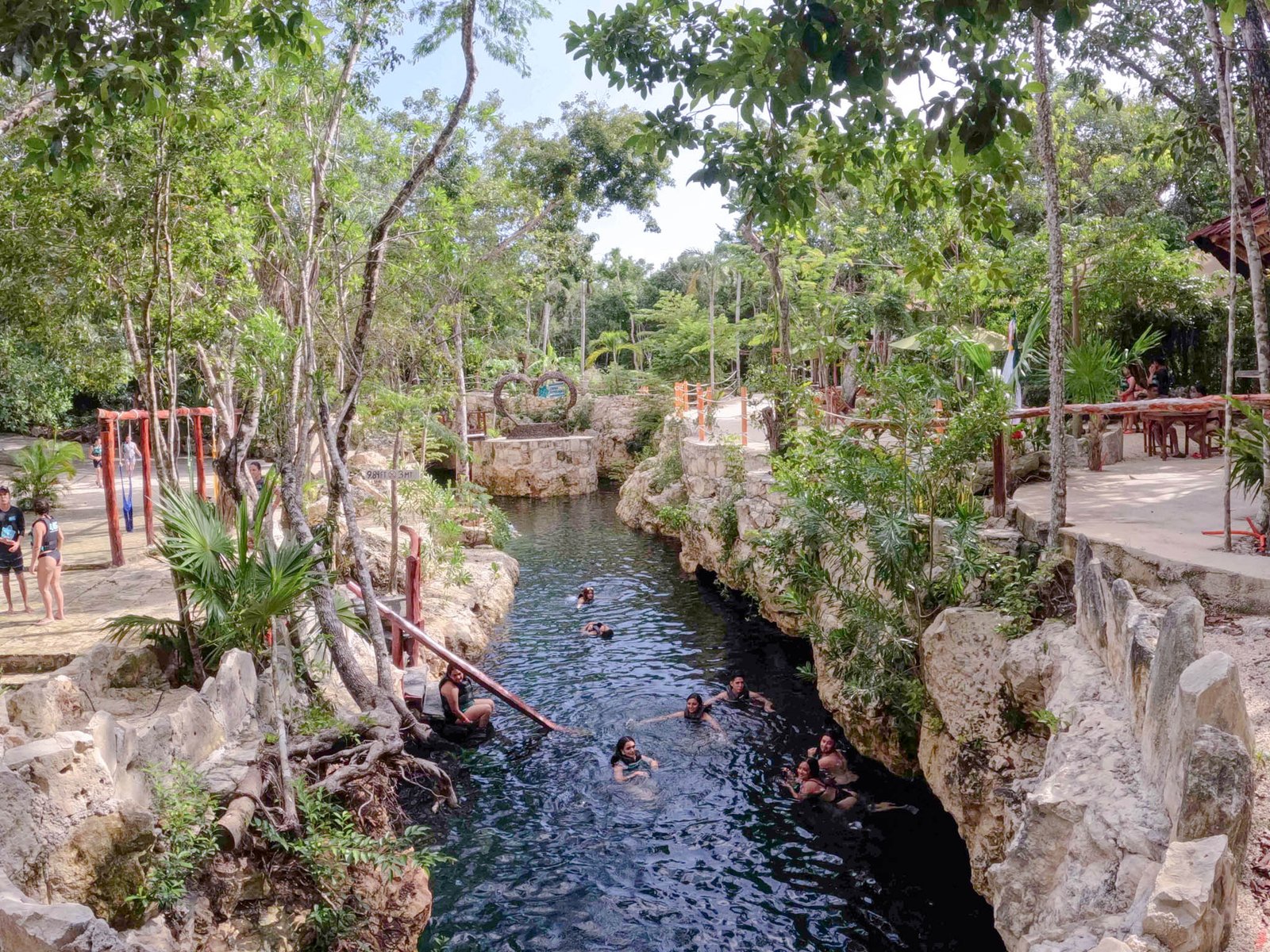 Tour a 5 cenotes Mágicos desde Cancún - Rio Adventure Mexico